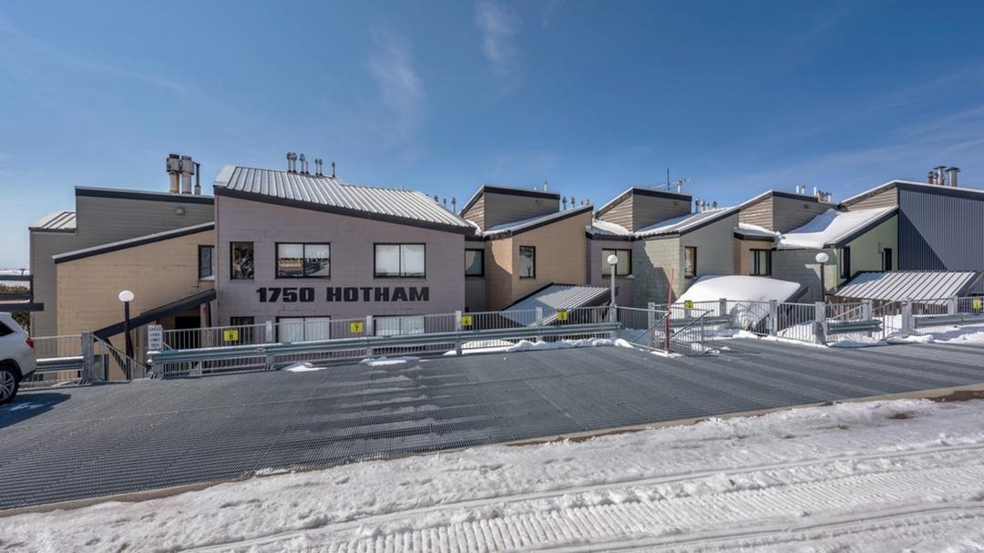 Mt Hotham Accommodation Official Site - 1750 Hotham - 4
