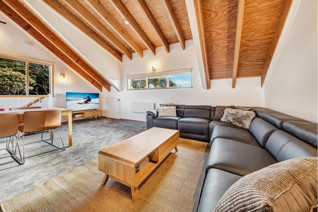 Mt Hotham Accommodation Official Site - The Penthouse - Alpine Haven
