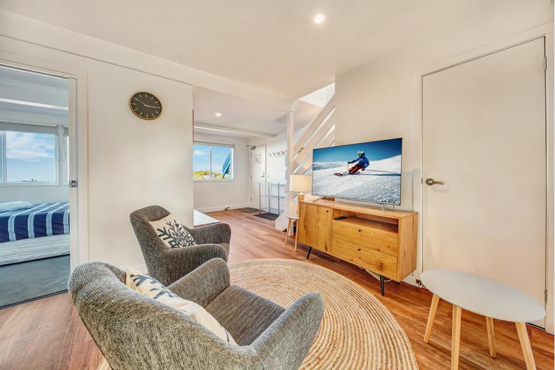 Mt Hotham Accommodation Official Site - The Penthouse - Alpine Haven