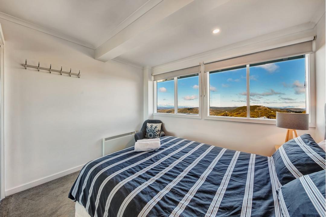 Mt Hotham Accommodation Official Site - The Penthouse - Alpine Haven