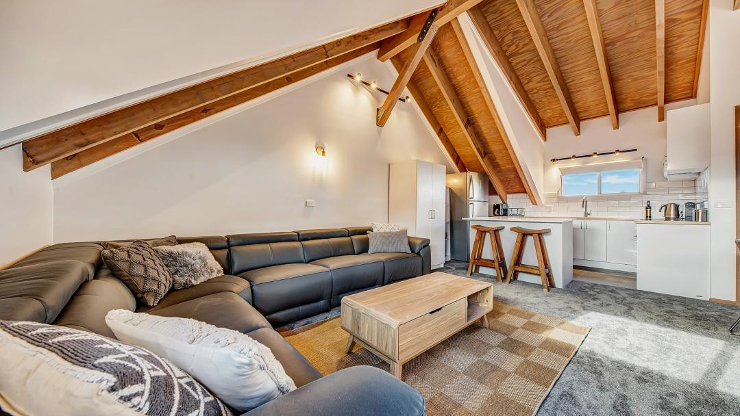 Mt Hotham Accommodation Official Site - The Penthouse - Alpine Haven